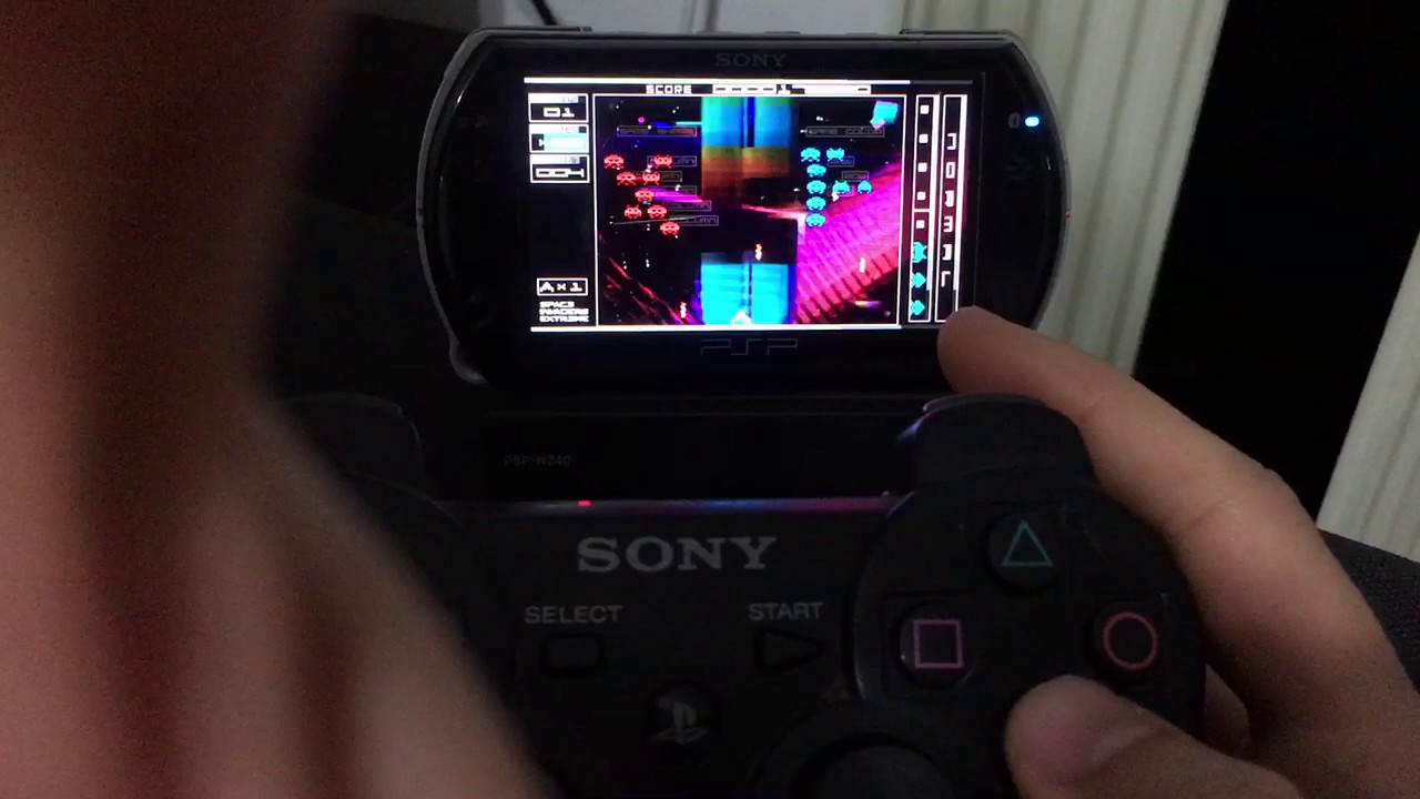 Space Invaders with motion controls on psp go