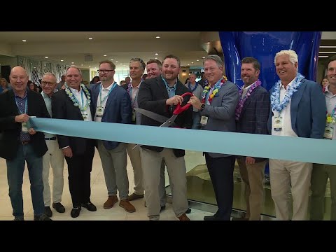 Margaritaville, WyCo, KS state officials celebrate opening of Margaritaville Hotel in KCK