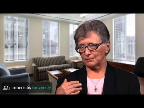 çhanges in chemotherapy-induced oral mucositis healthcare providers should look for