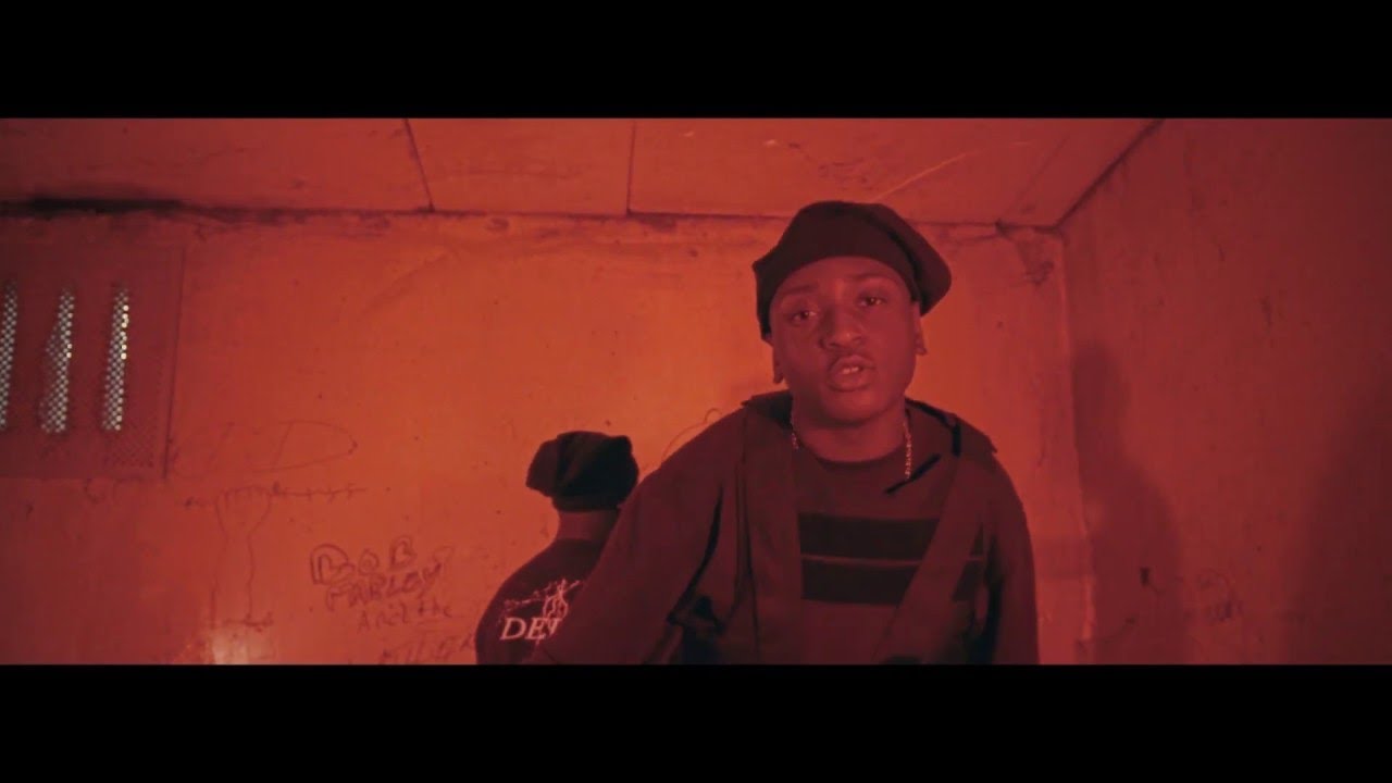L2B - Hold Up