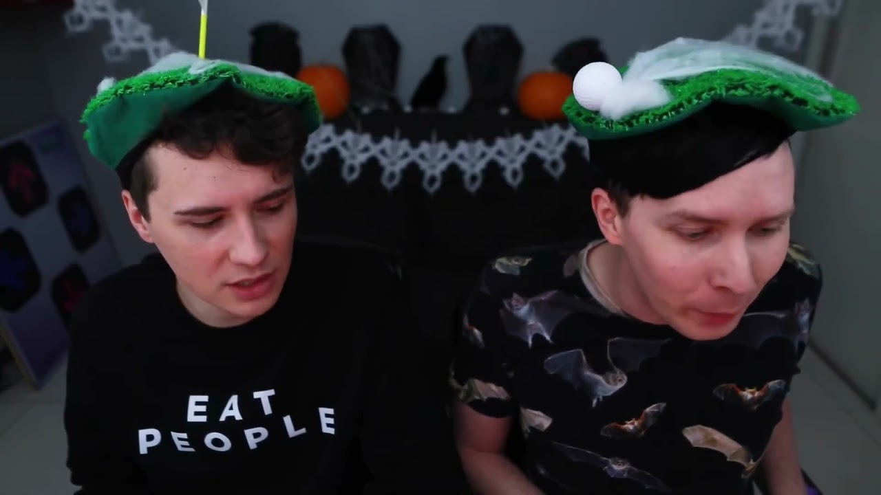 Phil Lester talking about microphilia