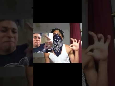NLE Choppa Gang Signs