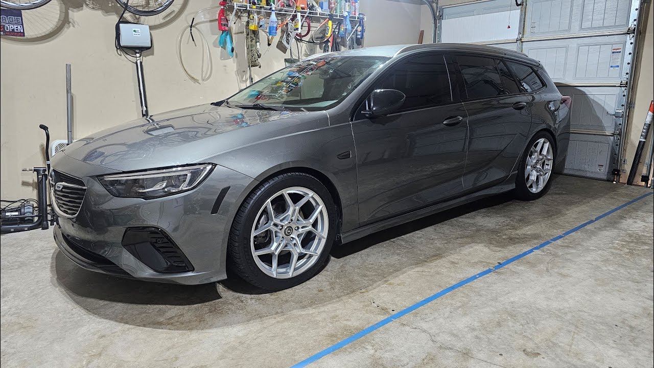 Decladding the Buick Regal TourX for GS (Opel Insignia GSi) Build