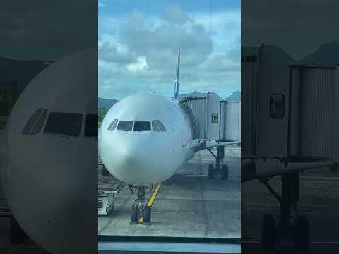 South African airways a340-300 at MRU/ Mauritius #aviation #airport #airplane #planespotting #sky