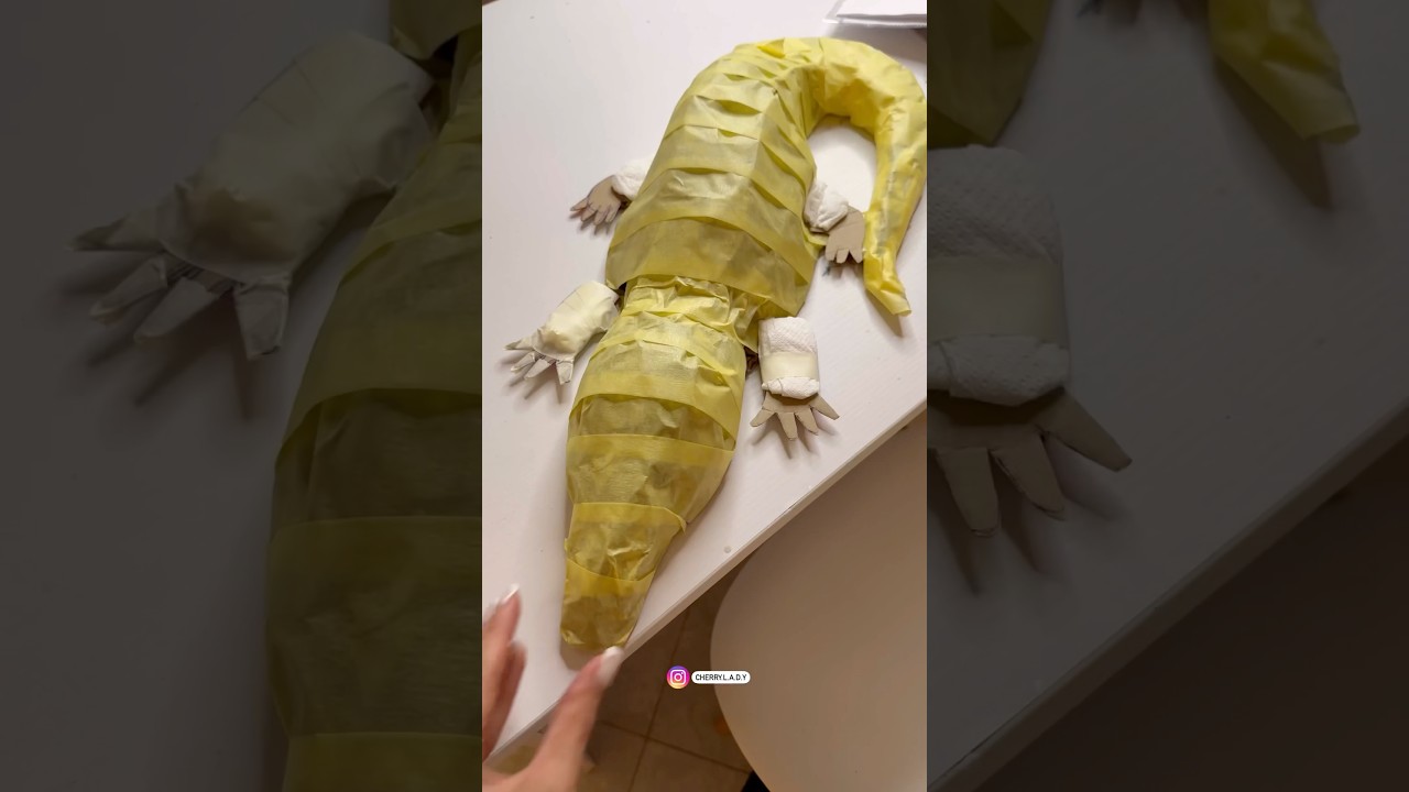 Papier-mâché crocodile 🐊 #diycrafts #tutorial #diy