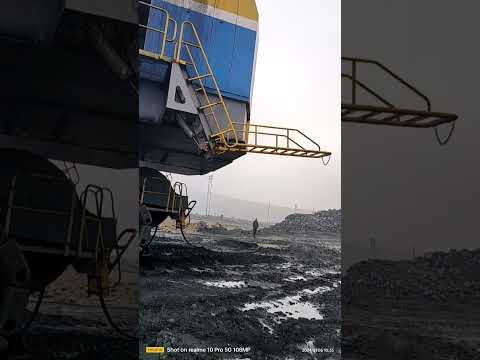 Pneumatic ladder working in EKG shovel #hemm #ncl