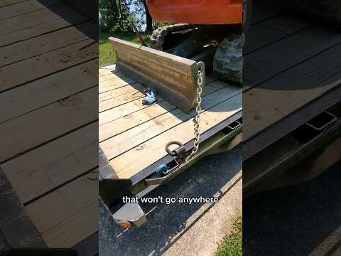 never do this with chains! #lifehacks #safetyfirst #takeuchi