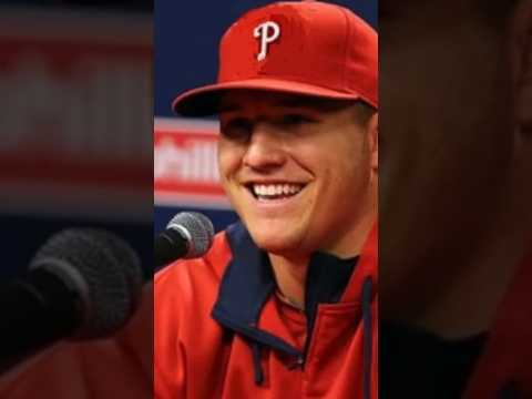 COULD MIKE TROUT PLAY RF FOR THE PHILLIES NEXT SEASON? #mlb #shorts #sports #miketrout