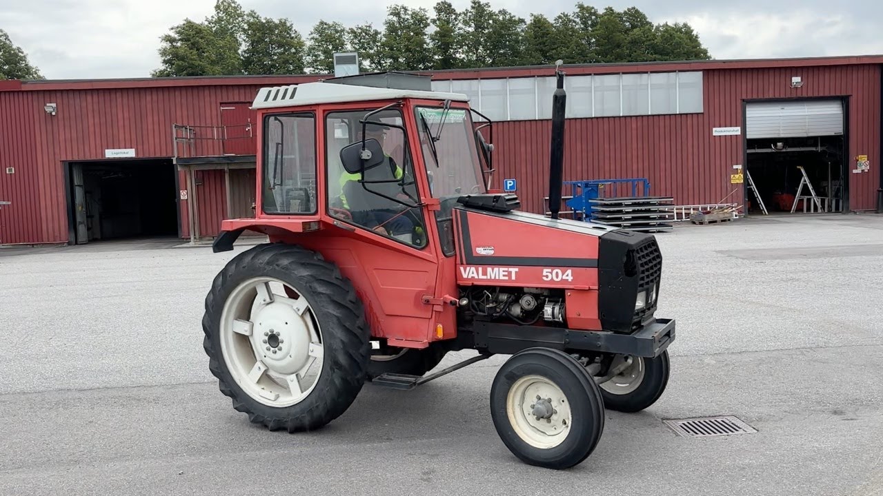 Traktor Valmet 504, Hallsberg, Klaravik auktioner