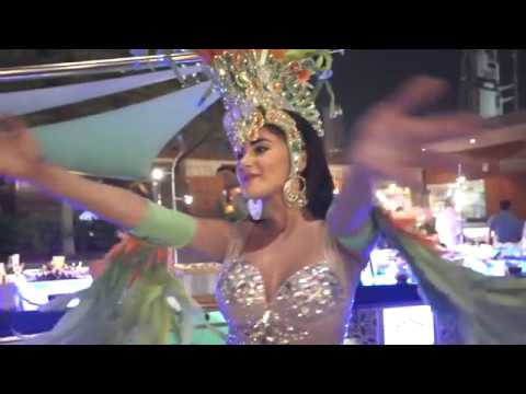 Where to stay in Dubai? The Address Hotel at Dubai Mall