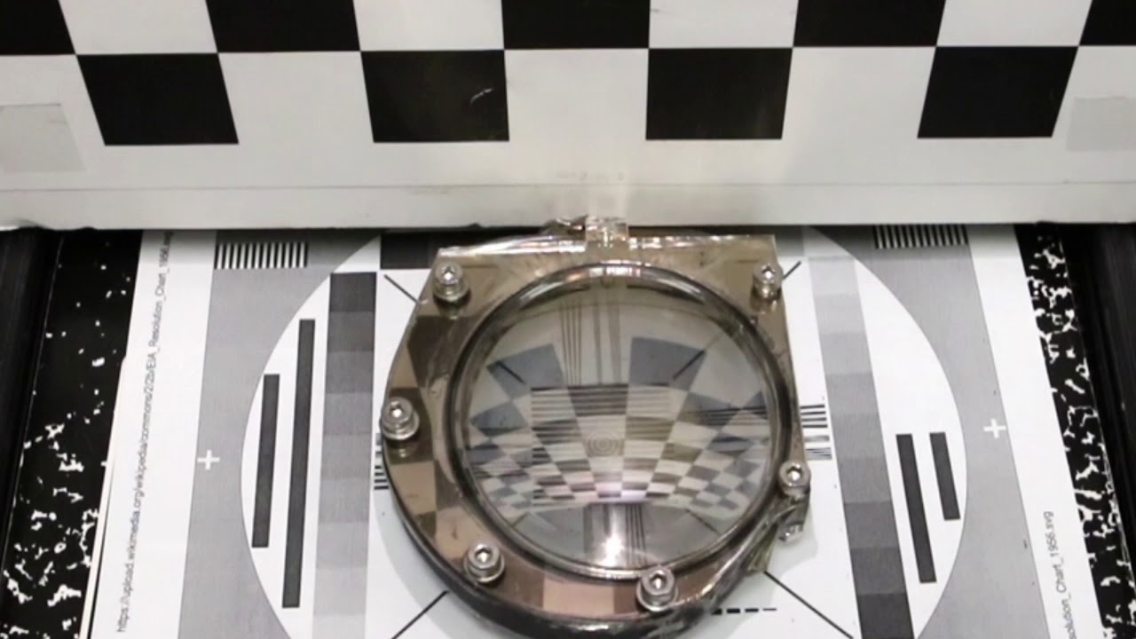 Deformable beamsplitter deforming