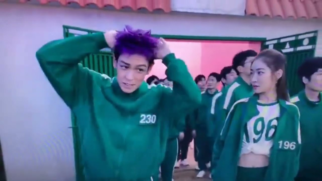 Squid Game? More like flirt game for Thanos #SquidGame2 #SquidGame