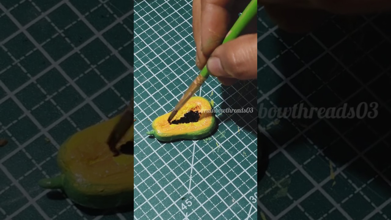 DIY Fridge Magnets #diy#fridgemagnets#craftidea#youtubeshorts#handmade#art#clayart#rainbowthreads03