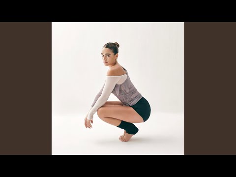 Un nouveau départ pour Laura Chabb : entre maturité et sincérité avec ...