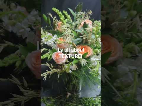 Peach Roses and texture! all day long!!!!! #newyork #florist #wedding