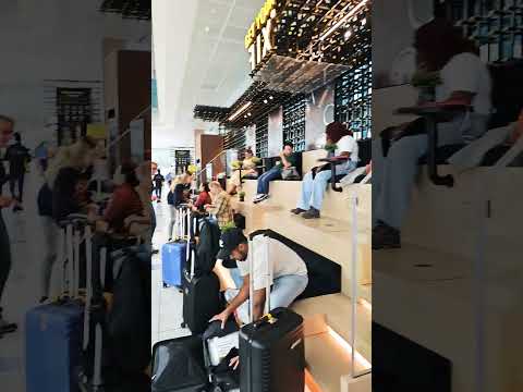 "Dubai Airport: UltimateGuide to DXB -Tips, Secrets & Must-Know Info!"#DubaiAirport#DXB #DubaiTravel