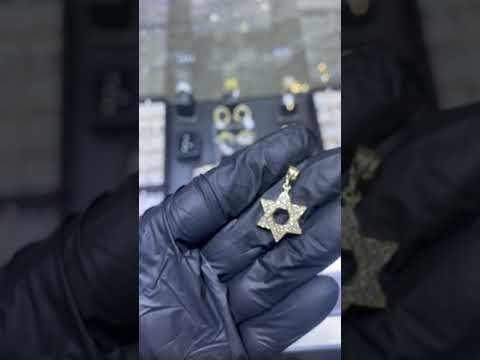 TraxNYC Review: 14k Yellow Gold Diamond Star of David #64649 and #64648