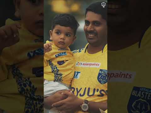 Matchdays with dad, now that's a memory etched for a lifetime ๐โฝ๏ธ | #HappyFathersDay #KBFC
