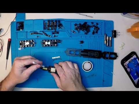 Athearn Blue Box SD40T-2 Tuneup & future projects