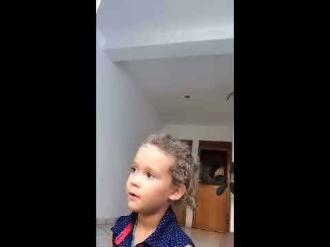 My daughter interviewing herself with her nanny in Spanish - Marc Jospitre Show
