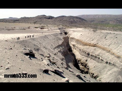 Yellowstone and California Alerts: New Cracks and Fissures Suddenly ...