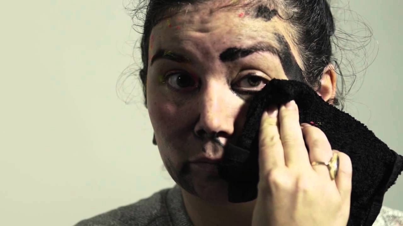 Schizophrenia Awareness Week - Embeded Subtitles