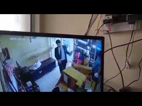 Jhansi petrol pump CCTV records theft of 35,000 by the couple's
