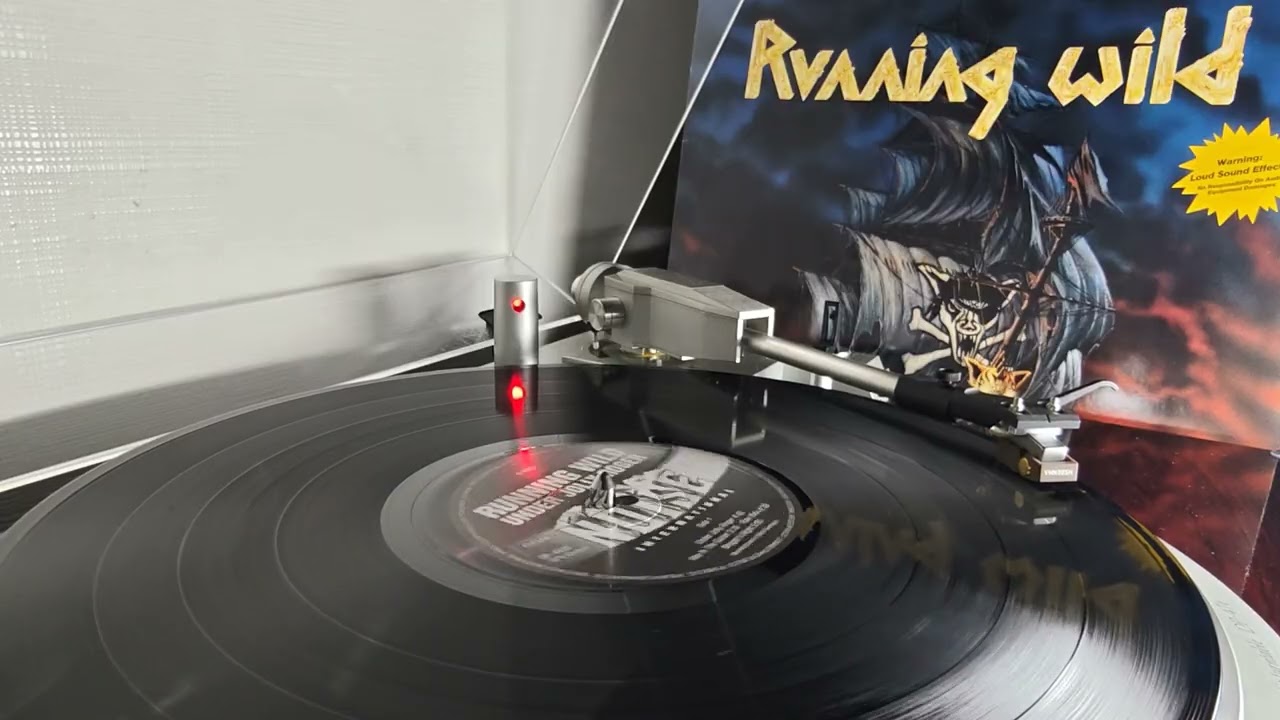 Running Wild - Under Jolly Roger (original 1987 vinyl)