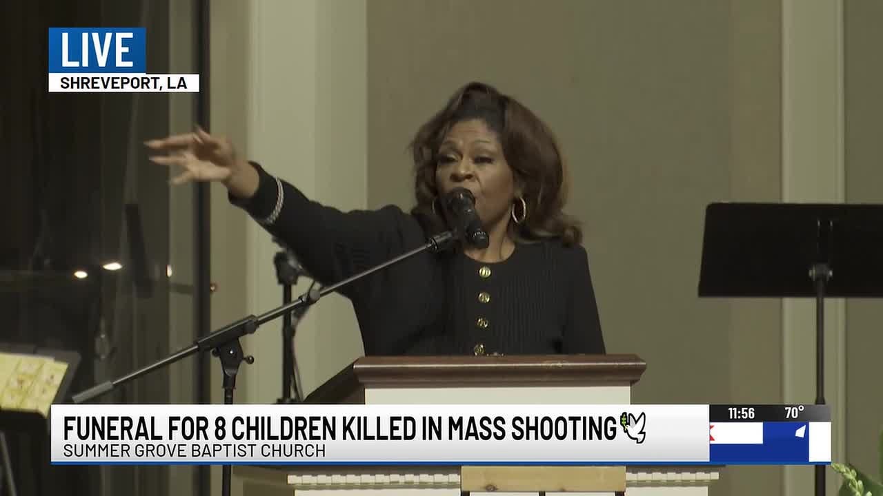 Kim Burrell at funeral