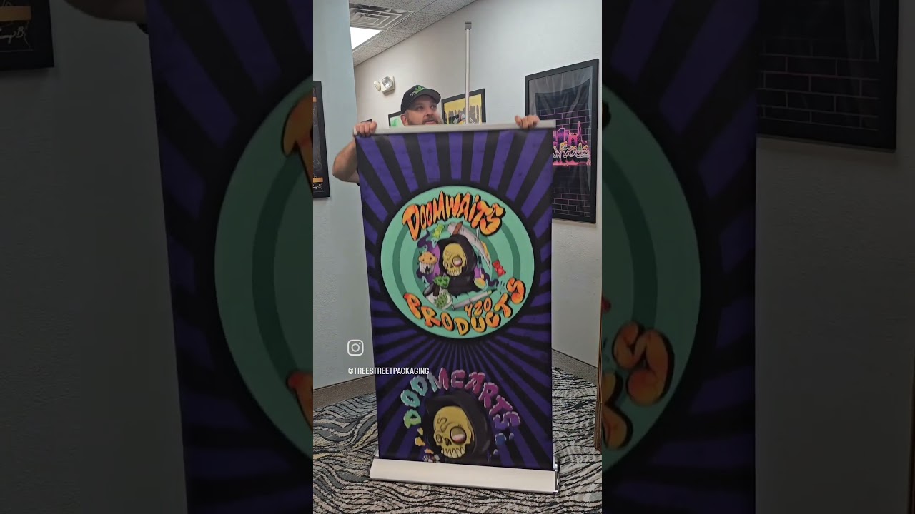 HOW TO: RETRACTABLE BANNERS