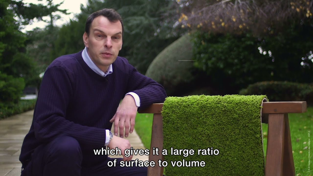 Filtreo bus shelter by JCDecaux contributes to the reduction of urban pollution