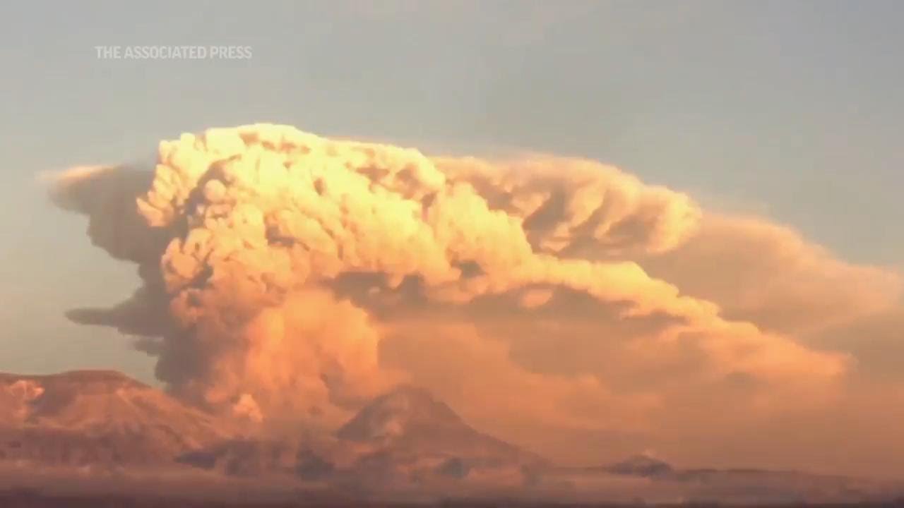 Eurasia’s tallest active volcano erupts in Russia | Honolulu Star ...