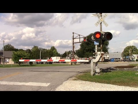 Wabash Avenue Railroad Crossing (TPW) - TP&W 3442 in Logansport, Indiana