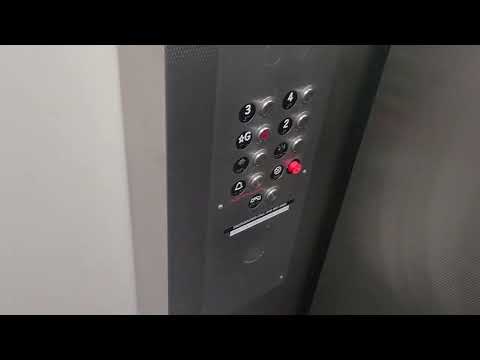 Unknown Hydraulic Elevator at Burbank Airport Terminal A Parking Garage
