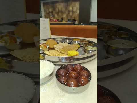 Best Unlimited Vegetarian Thali in Pune Maharashtra check full video @NaivedyaThali