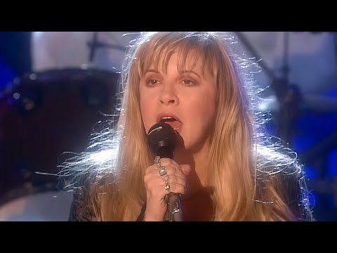 15 Best Country Breakup Songs - Country Songs About Breaking Up