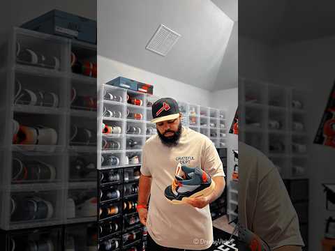 Jordan Union 4 Noir #sneaker #kickscrew #kicksonfire #shoe #kicksaddict #goodvibes