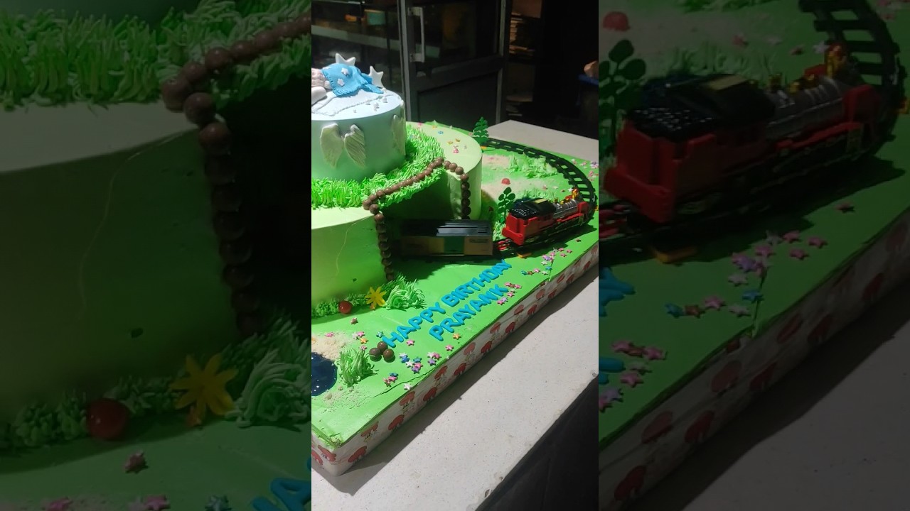 Train birthday theme cake🎂#traincake #train #cakedesign #cake #viral