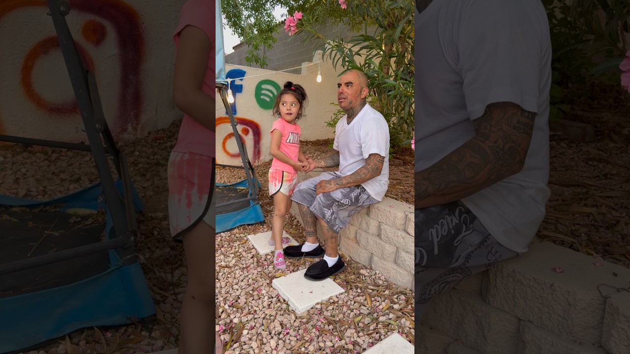 That was unexpected, but cute😂#dat1family #shorts