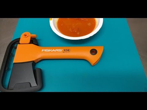 A quick review and cooking with Fiskars X5 axe