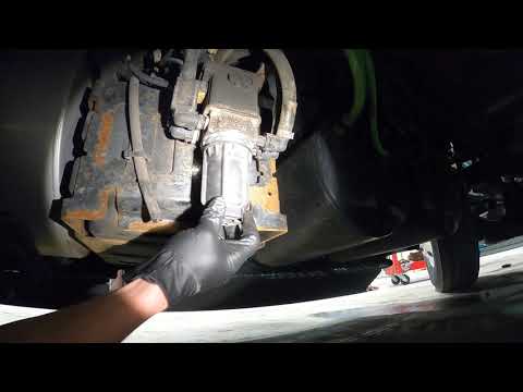 DEF Filter Change on International LT