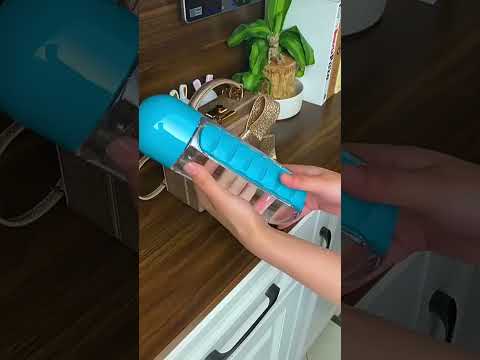 2-in-1 Water Bottle with 7-Day Pill Organizer – Large Capacity, Portable & Perfect for Travel