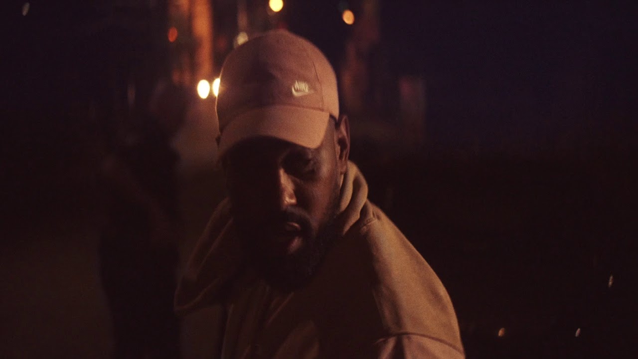 Lirik Lagu JUDUL1 - ARTIS1 dan Terjemahan