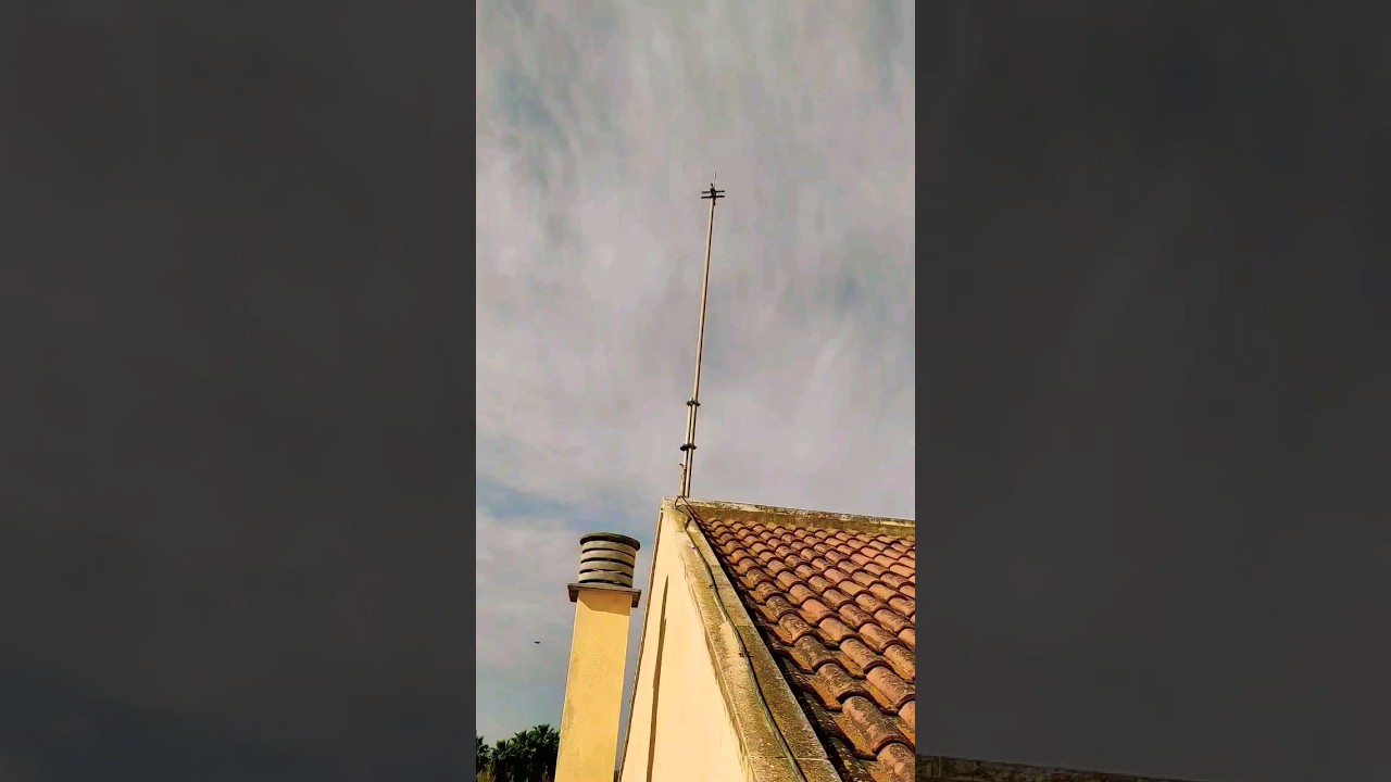 Did you know this about lightning rods? ⚡⚡⚡