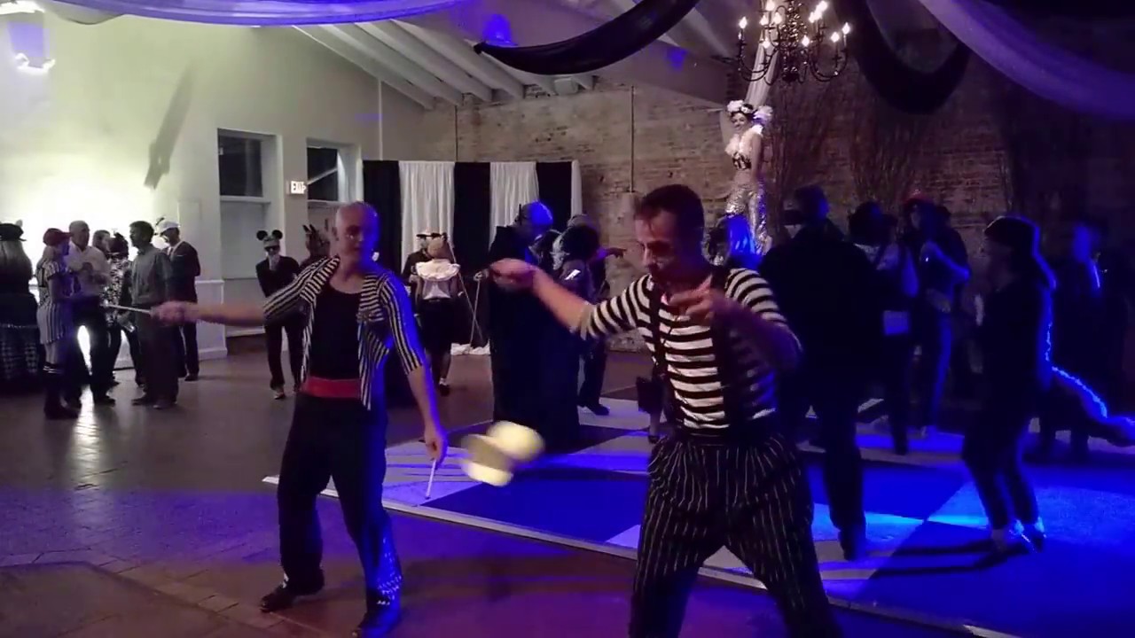 Hire Mezzanine Beecomb Circus Arts - Stilt Walker in San Francisco ...