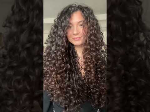 Best Curly Hair Gels #curlyhair #longcurlyhair #curlyhairproducts #curlyhairtips