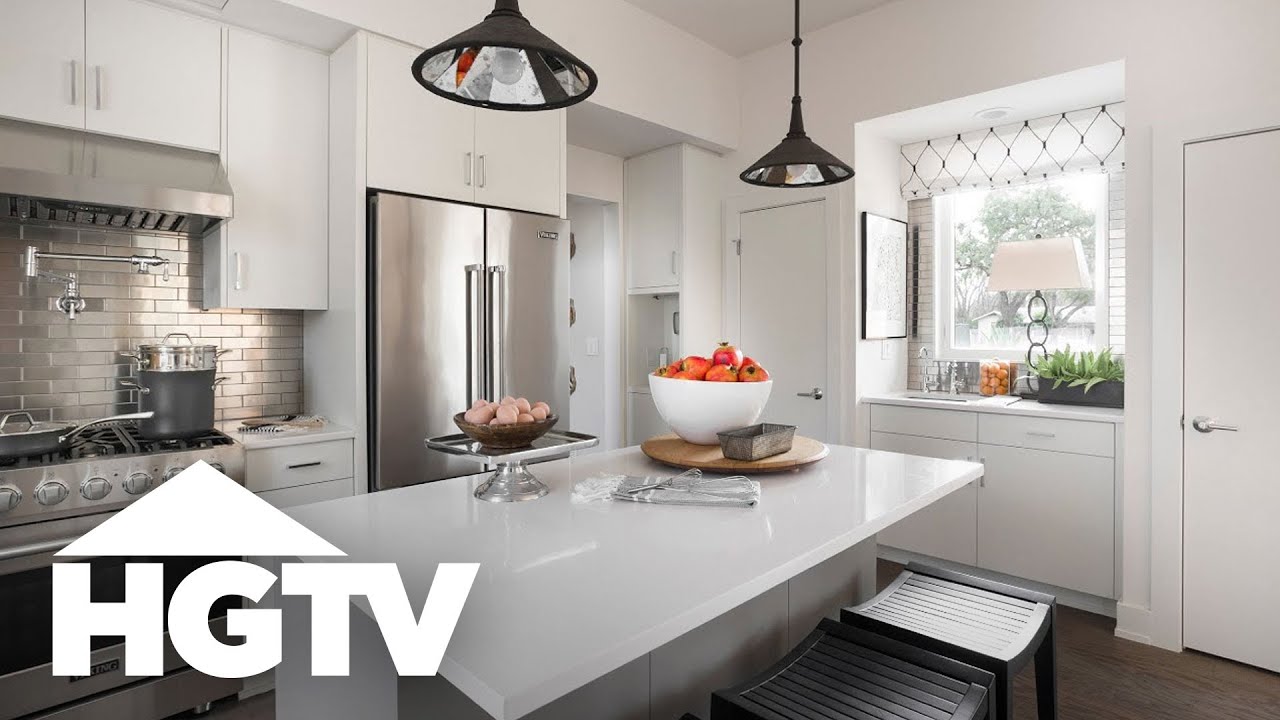 Contemporary Smart Kitchen | HGTV