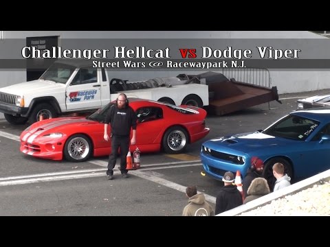 Dodge Challenger Hellcat Drag Races Built Viper, No Photo Finish ...