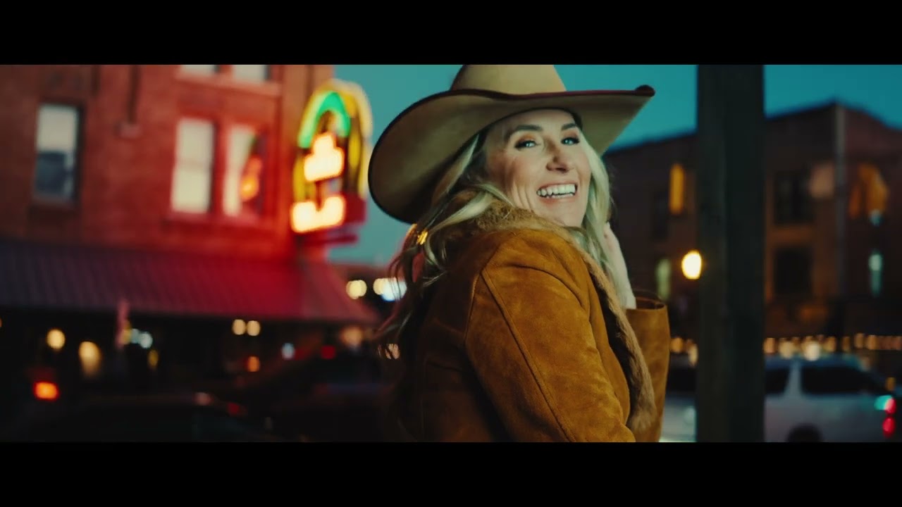 Hire Amanda Kate Ferris - Country Singer in Midlothian, TX | GigSalad