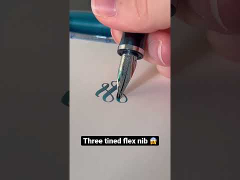 Three tined flex nib - Noodler’s Triple Tail pen #fountainpen #satisfying #calligraphy #asmr